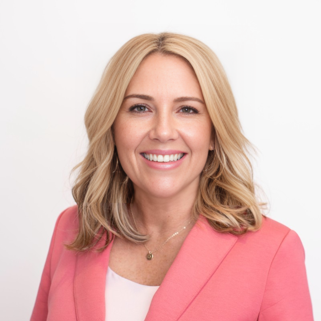 Mildred Luettgen - Lead Assigning Editor | Nahf